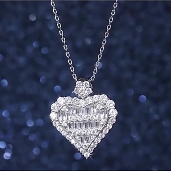 Jewelry | Gorgeous Sterling Silver Diamond Heart Necklace | Poshmark